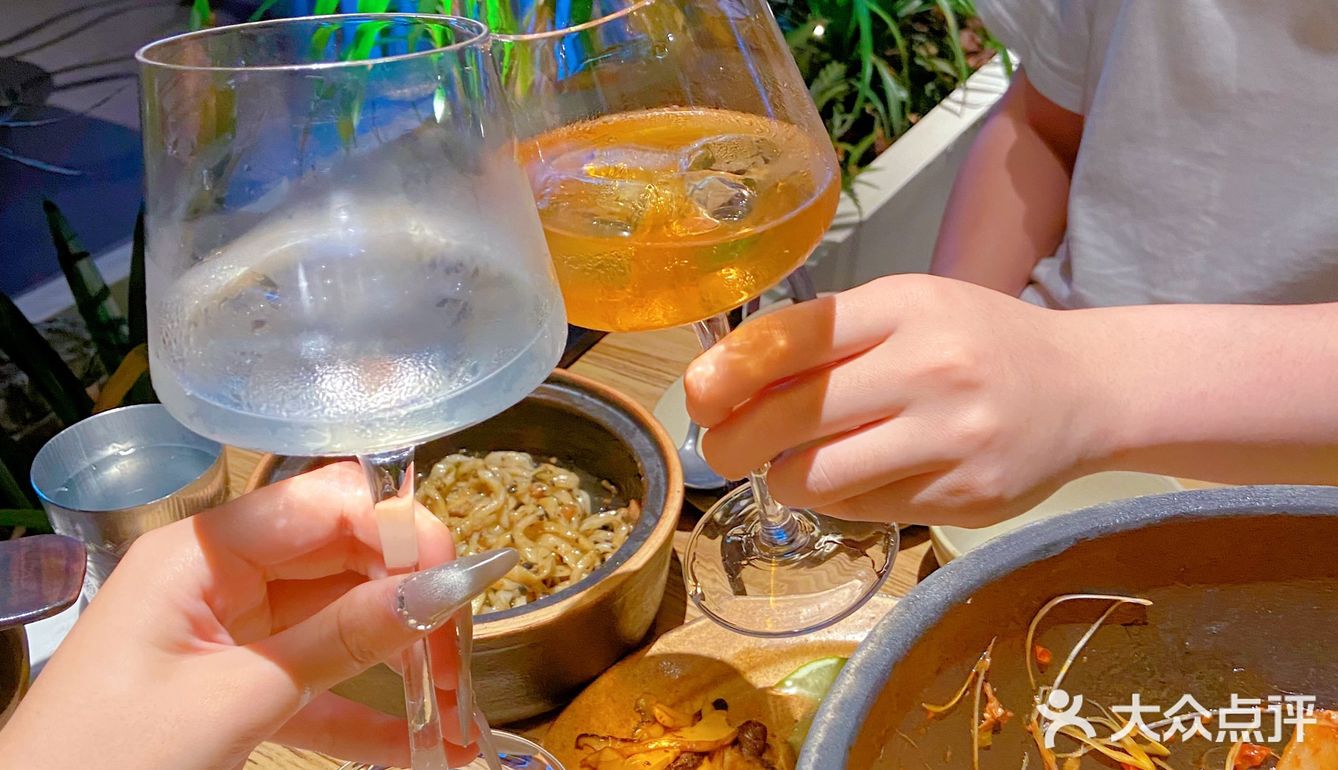 武汉首家云贵bistro 野果yeego☄️ - 大众点评吃喝玩乐精选